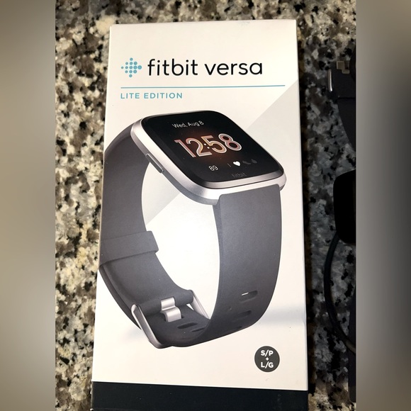 fitbit | Wearables | Fitbit Versa 2 | Poshmark